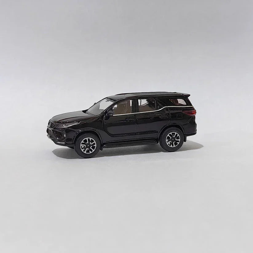 Para64 Toyota Fortuner Attitude Black – 1:64 Scale Diecast Model SUV-L ...